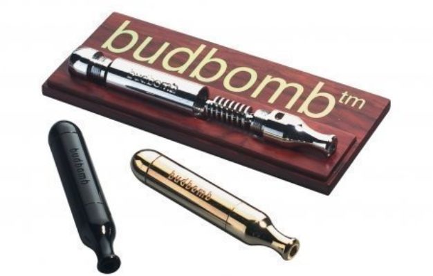 The best pipes for smoking weed - reviews and discounted prices